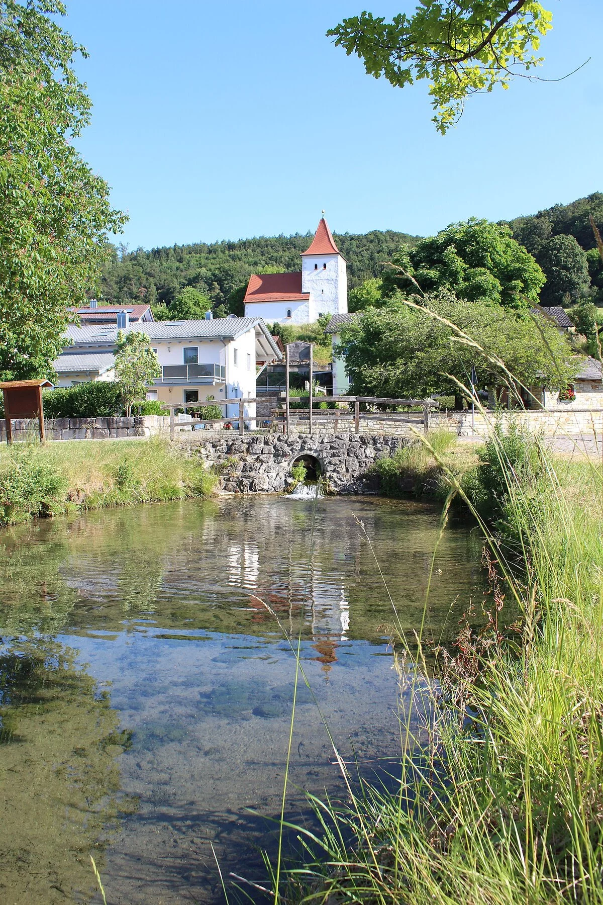 St. Laurentius Isenbrunn - Gemeinde Walting